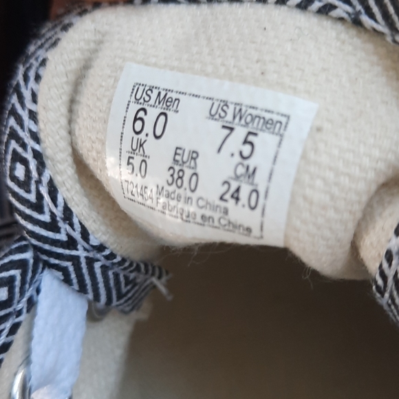 Vans | Shoes | Vans Unisex Optical Illusion Sneakers | Poshmark